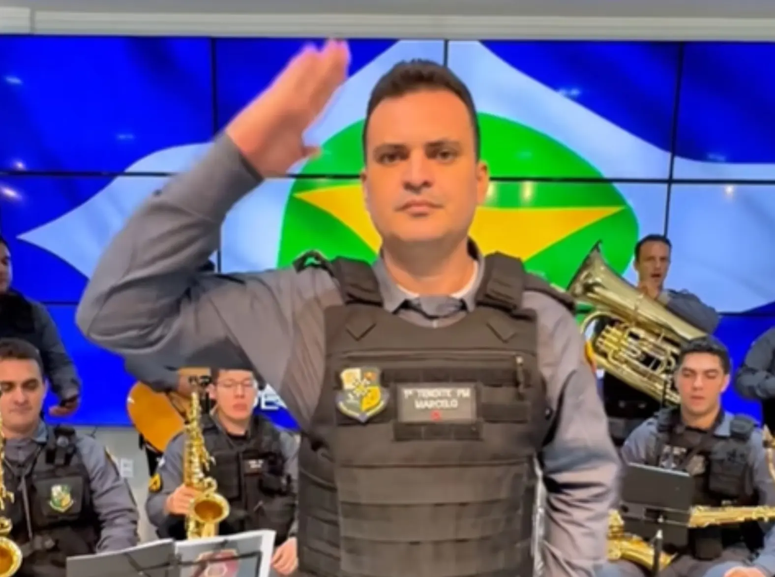 Em memória dos heróis: A solene homenagem da PMMT aos valentes ...